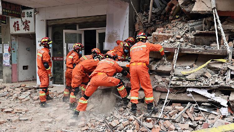 Nine detained over building collapse in Changsha - CGTN