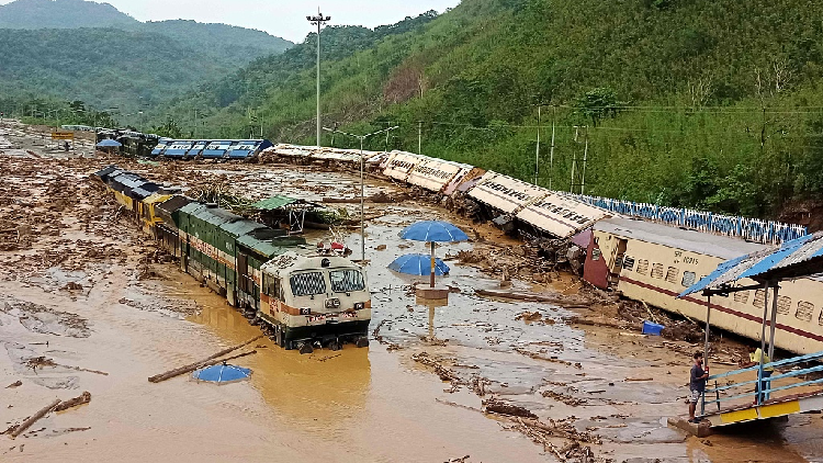 Half a million Indians flee floods brought by rain in NE - CGTN