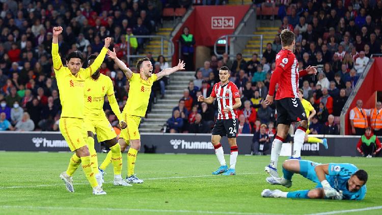 Liverpool beat fatigue to take Premier League title race to final day ...