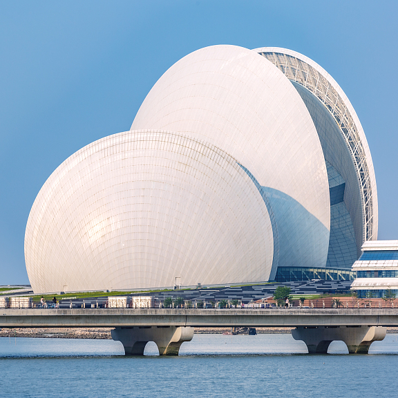 Live: 'Shell' image of Zhuhai Grand Theater standing in south China - CGTN