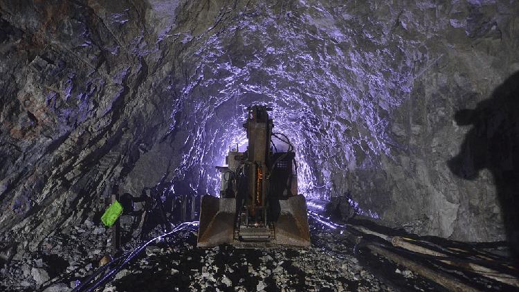 China completes main structure of its neutrino detector - CGTN