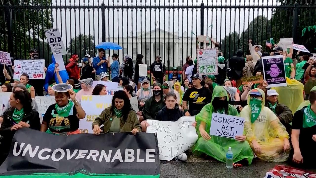 Thousands protest in Women's Marches for abortion rights - CGTN