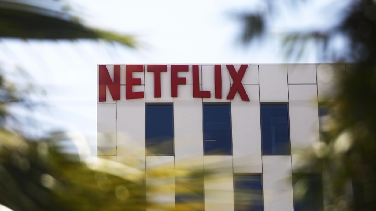 Netflix subscriber numbers drop two quarters in a row - CGTN