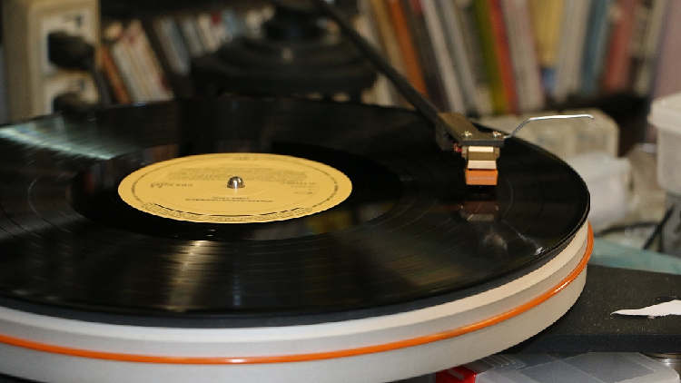 World's first bioplastic vinyl record launched in the UK - CGTN