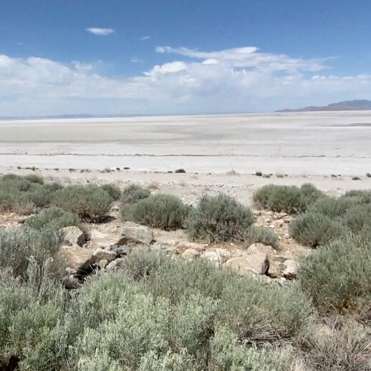 Utah's Great Salt Lake sees water level drop to lowest amid drought - CGTN