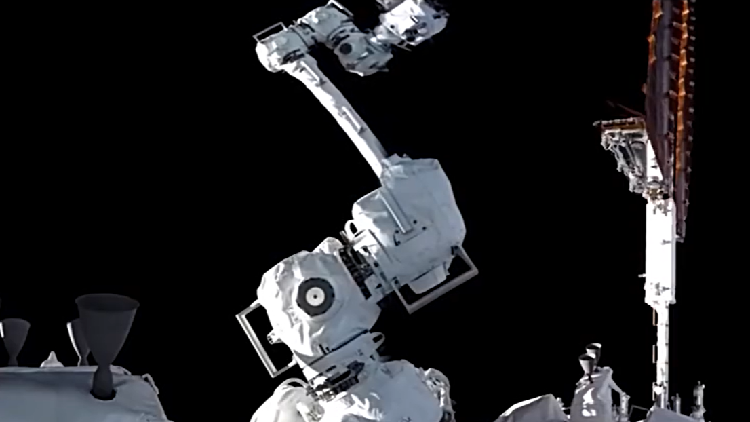 China tests small robotic arm before Shenzhou-14 crew's space walk - CGTN