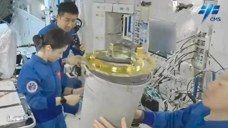 Shenzhou-14 crew installs new life support subsystem in space - CGTN