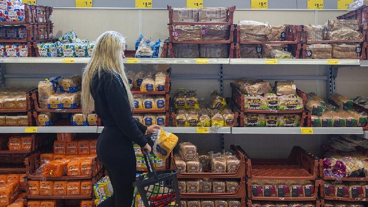 UN world food price index falls for 5th month in August - CGTN