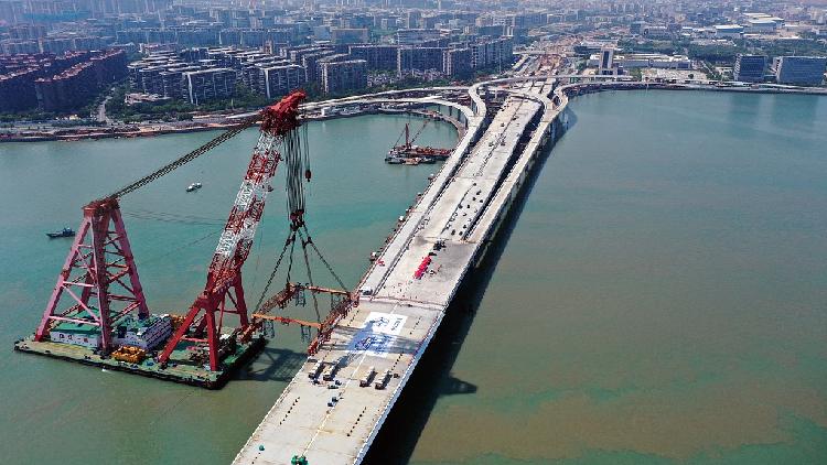 China's second fully prefabricated cross-sea bridge fully connected - CGTN