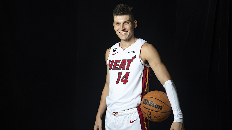 What does Tyler Herro's 4-year, $130-million deal mean? - CGTN