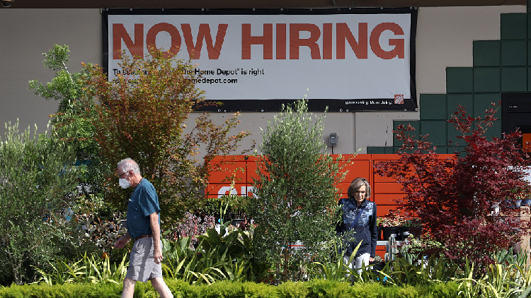 U.S. job openings drop sharply, labor market starting to loosen - CGTN