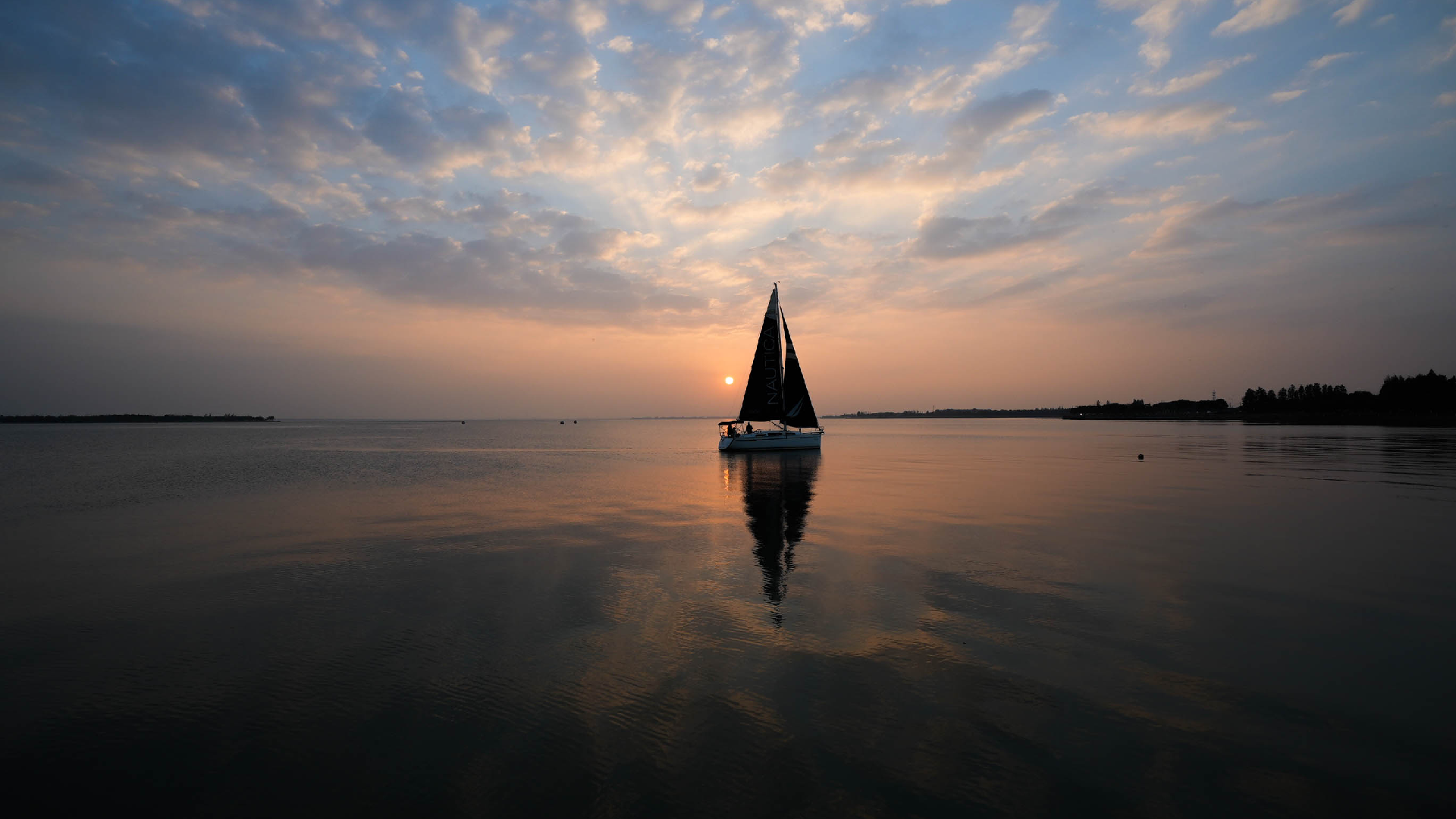CIIE in Pictures: Sailing is booming in Shanghai - CGTN