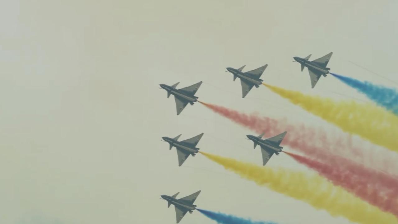 Amazing flights at the China Intl. Aviation and Aerospace Exhibition ...