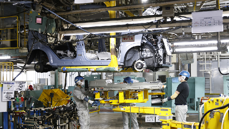 Confidence falls among Japan's major manufacturers - CGTN