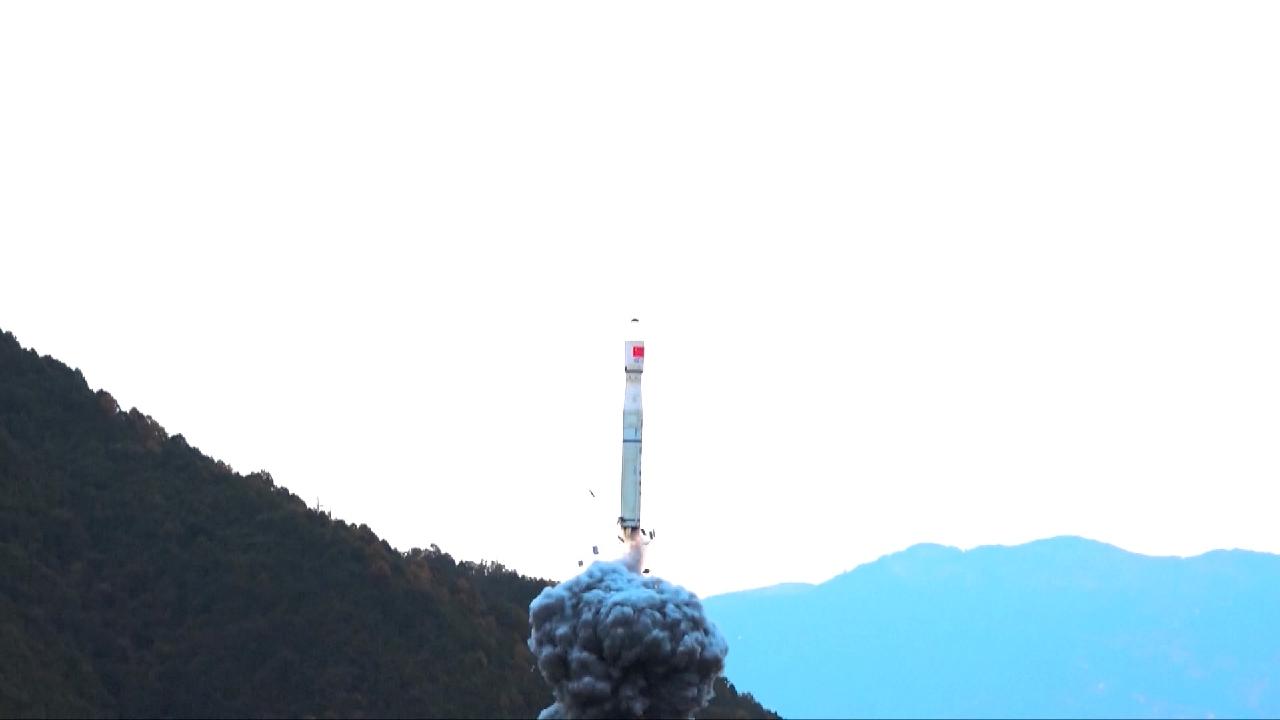 China launches experimental satellite to verify space technologies - CGTN