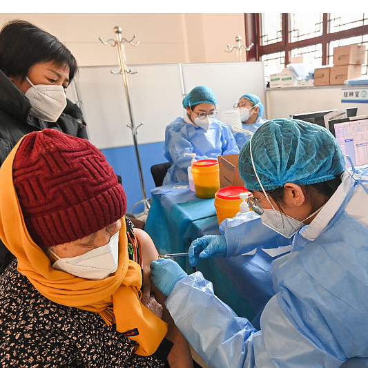 China to face three waves of COVID-19 infections this winter: Expert - CGTN