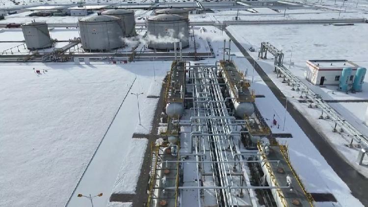 PetroChina Xinjiang Oilfield hits record output of oil, natural gas - CGTN