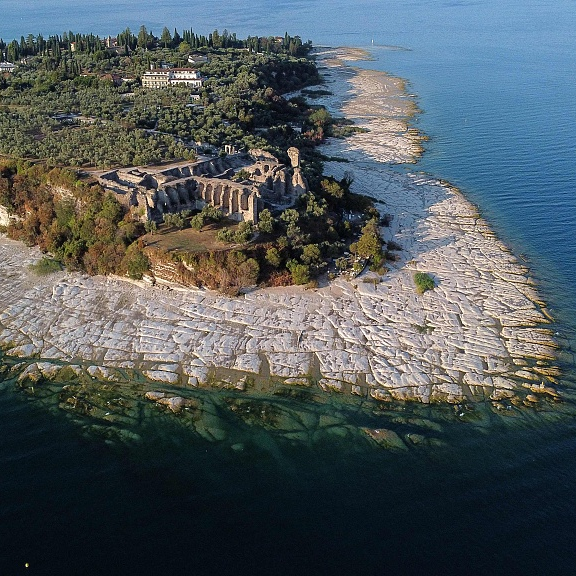 Italy in midst of warmest holiday season in 50 years - CGTN