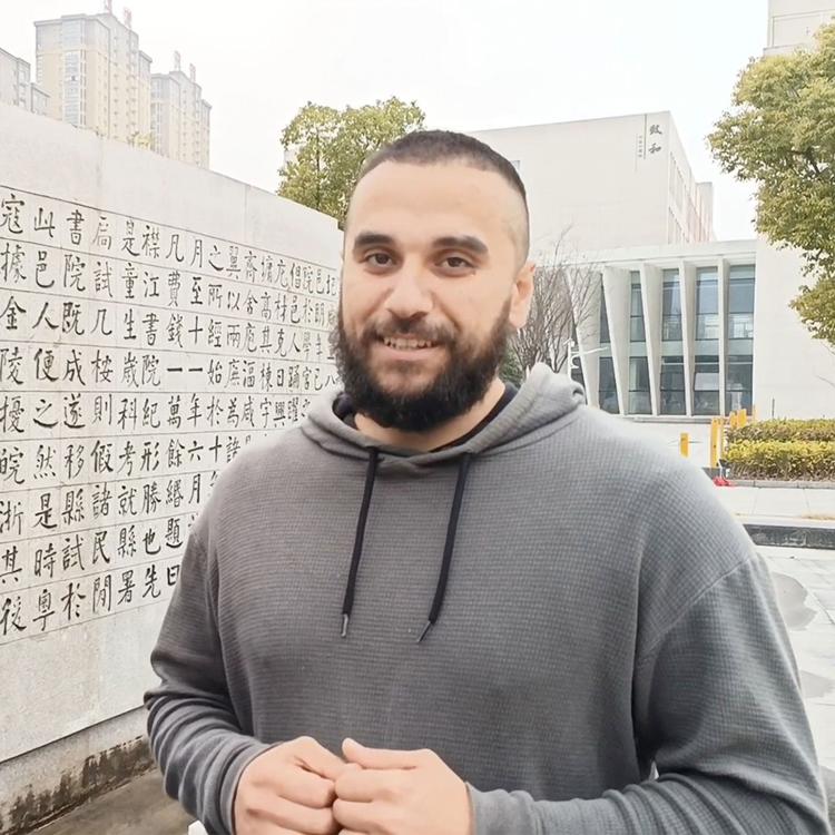 Syrian student impressed by Chinese people's solidarity in COVID fight ...