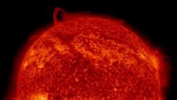 Unprecedented massive 'polar vortex' spotted on the sun - CGTN