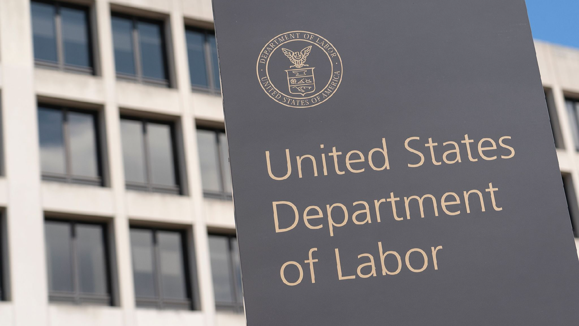 Over 100 minors employed in hazardous jobs: U.S. Department of Labor - CGTN