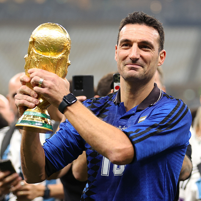 Lionel Scaloni signs extension to remain Argentina's manager - CGTN
