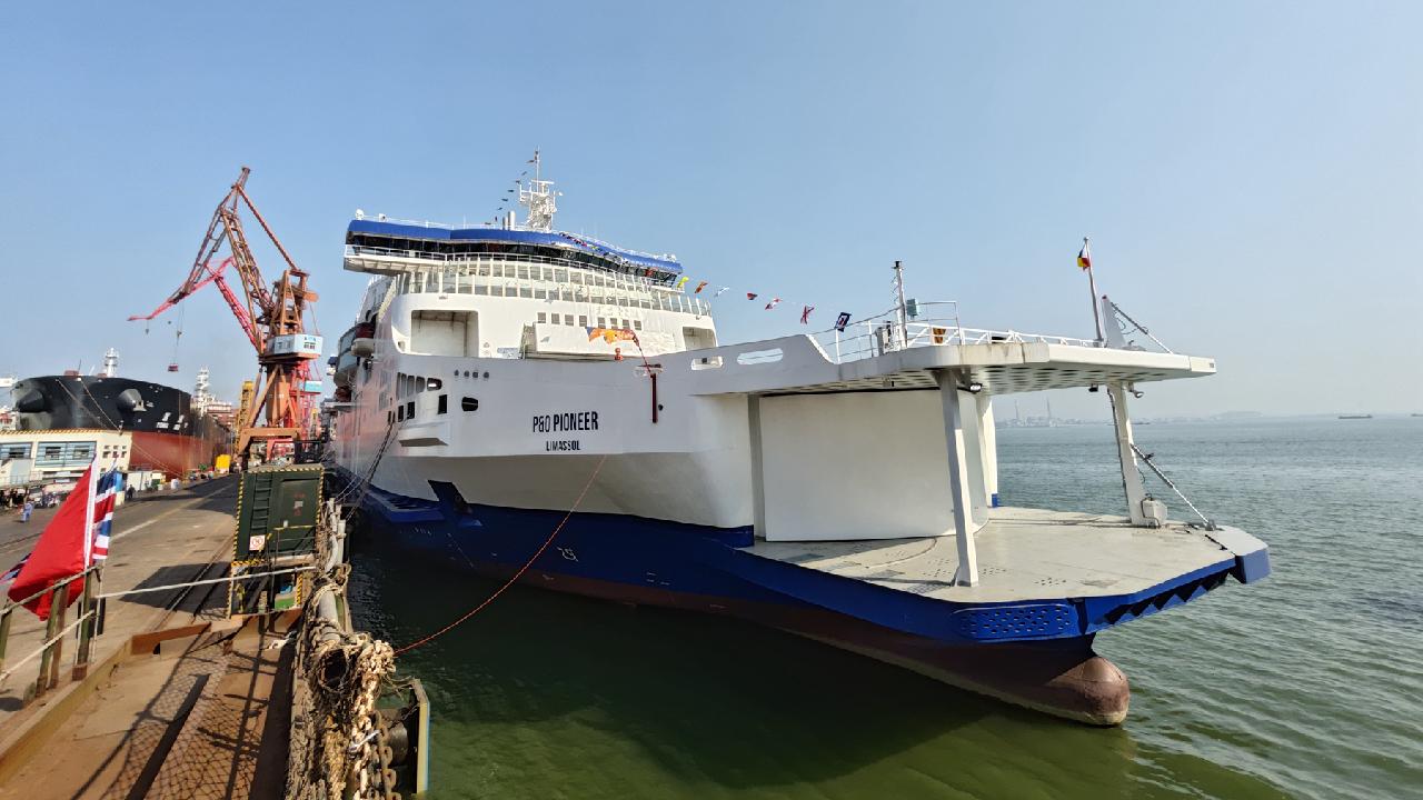 World's largest double-ended 'RORO' ship delivered in China - CGTN