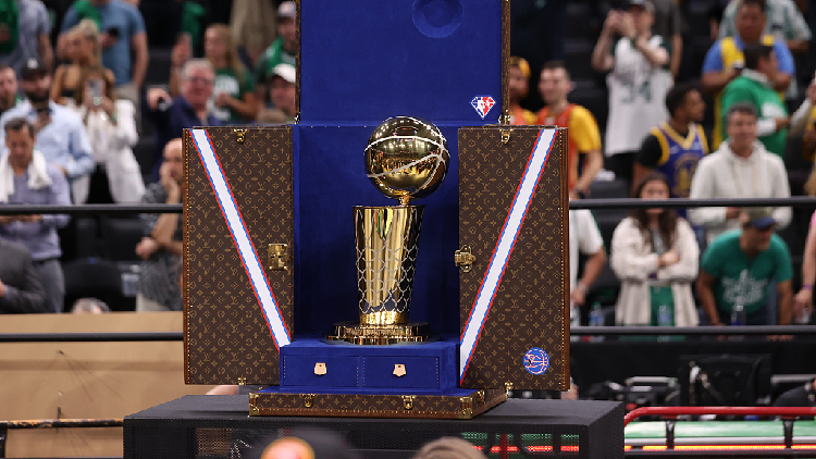 CGTN Sports Talk: What keeps NBA title contenders from winning the honor? - CGTN