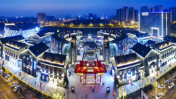 Lei Street: a beacon for vibrant vacation time - CGTN