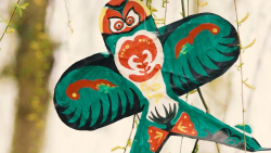 Making a Chinese style kite - CGTN