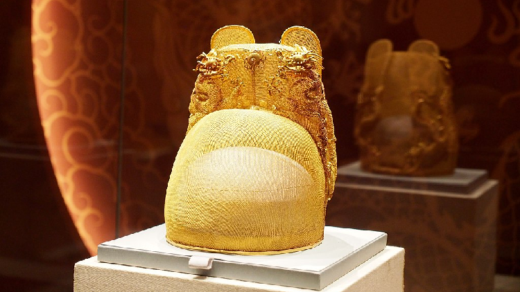 Artifacts exhibition of Wanli era grandly opens in Beijing - CGTN