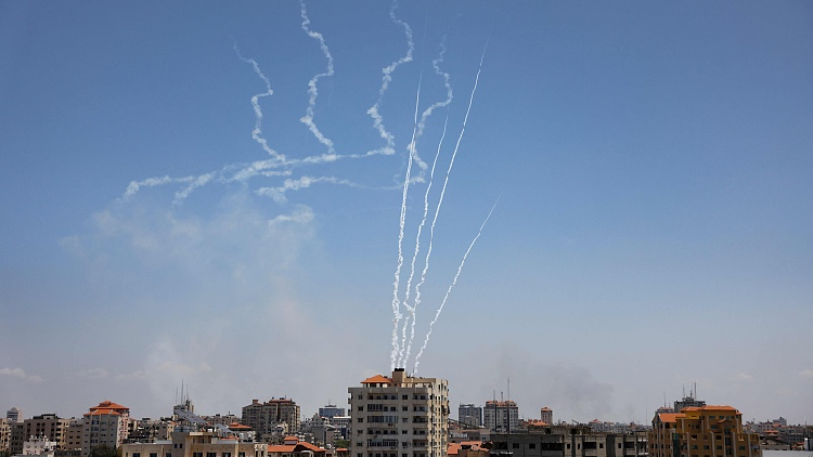 Israel strikes Gaza, Palestinians fire rockets on 5th day of violence ...