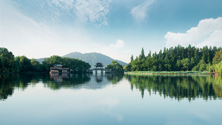 E China's West Lake completes 1st background survey of fish diversity ...