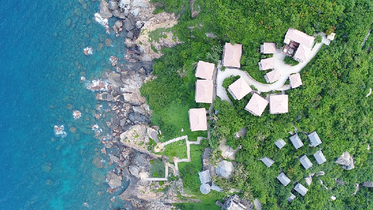 Live: Scenic view of Fenjiezhou Island in S China's Hainan Province - CGTN
