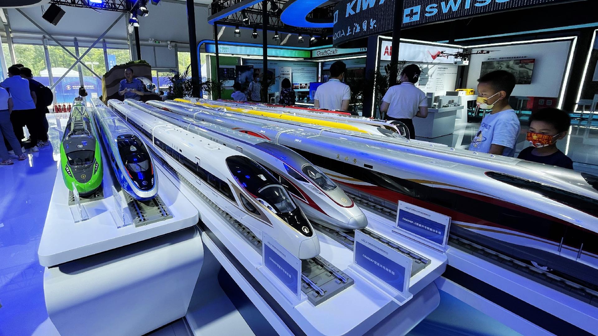 Live: Amazing tour of ZGC Science Fair - smart transportation - CGTN