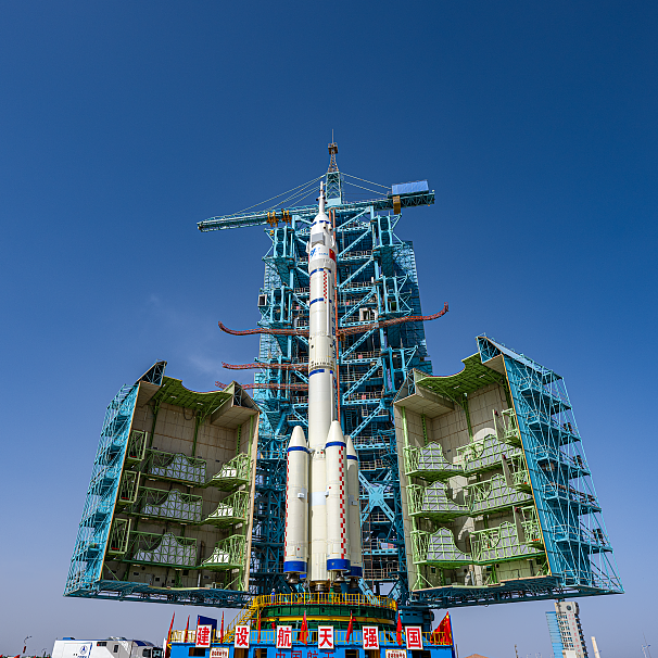 Live: A closer look at Shenzhou-16 manned space mission's launch site ...