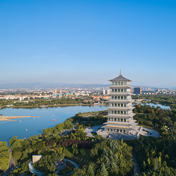 Live: Chang'an Tower, a landmark in the ancient city of Xi'an - CGTN