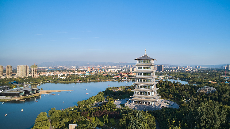 Live: Chang'an Tower, a landmark in the ancient city of Xi'an - CGTN