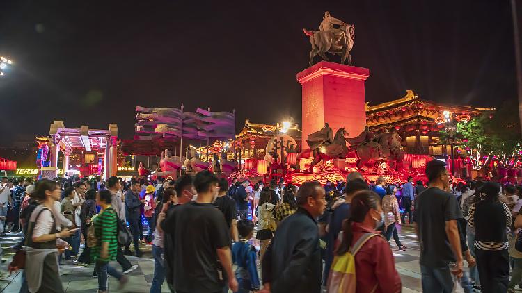 Live: Silk Road glory – Enjoy the view of Datang Everbright City - CGTN