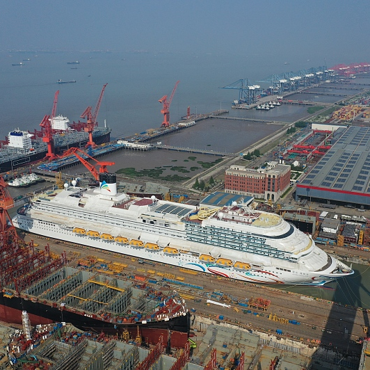 Live: Sideport flushing test before China's cruise ship to undock - CGTN