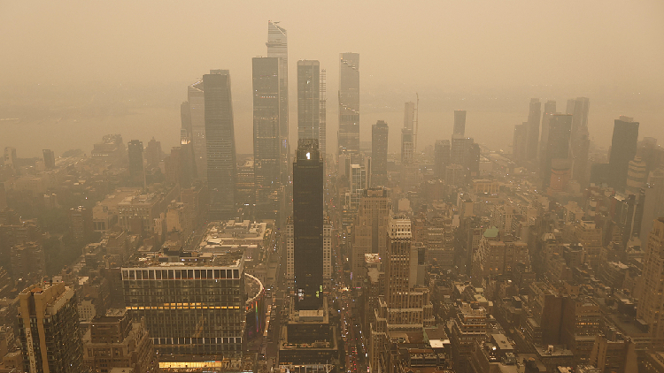 Smoke from Canadian wildfires sets off health alerts in NY, Ottawa - CGTN