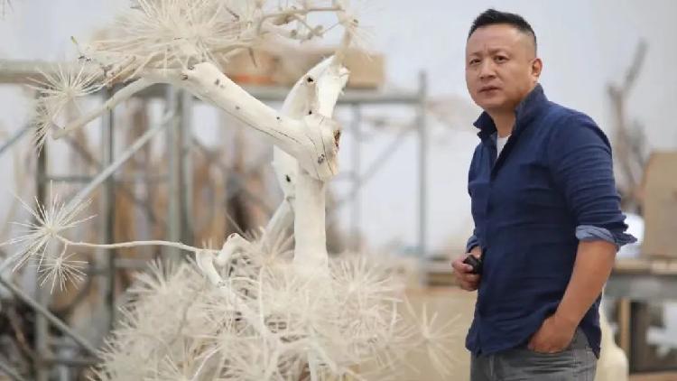 Artist Shi Jinsong aims to stimulate thinking via works - CGTN