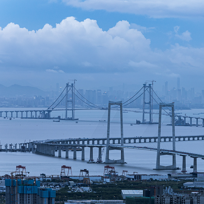 Live: Shenzhen–Zhongshan Bridge ushers in vital construction node - CGTN