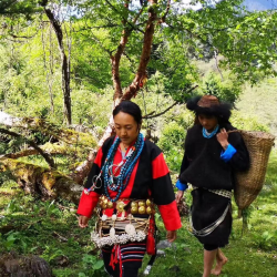 Live: Meet the smallest ethnic group deep in the mountains of Xizang - CGTN