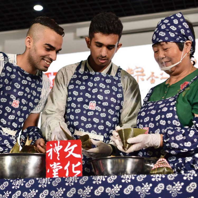 Live: East China's Jiaxing City holds Zongzi Wrapping Contest - CGTN