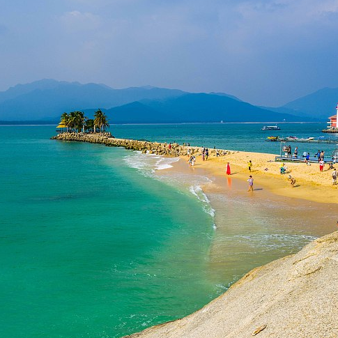 Live: Soak up the scenic splendor of summer on Fenjiezhou Island - CGTN