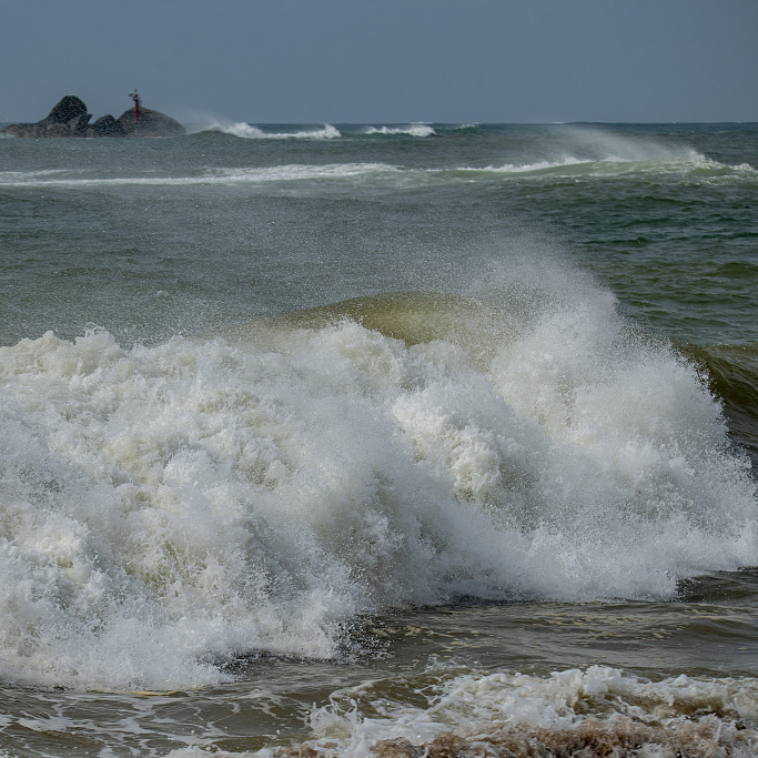 Live: Southern Chinese provinces prepare for typhoon Talim's landfall ...