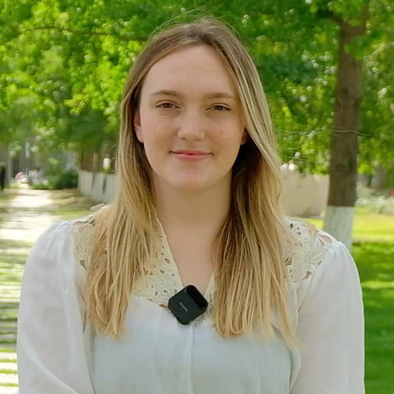 Romanian student believes China, Romania are important trade partners ...