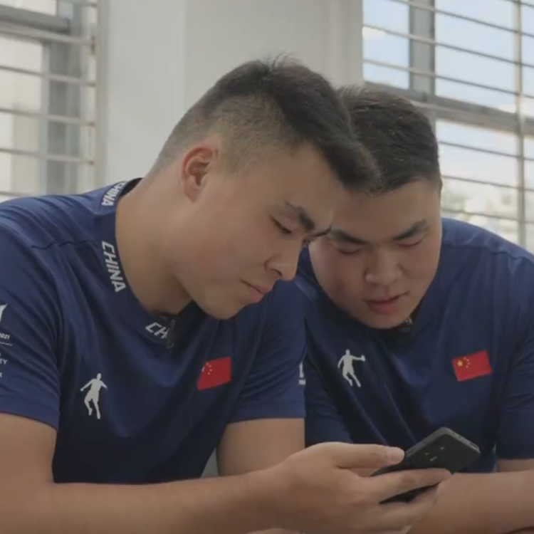 Chinese twin brothers help each other prepare for Chengdu Universiade ...