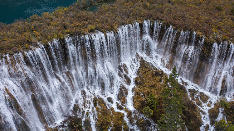 Live: Enjoy the stunning Nuorilang Waterfall in southwest China - CGTN